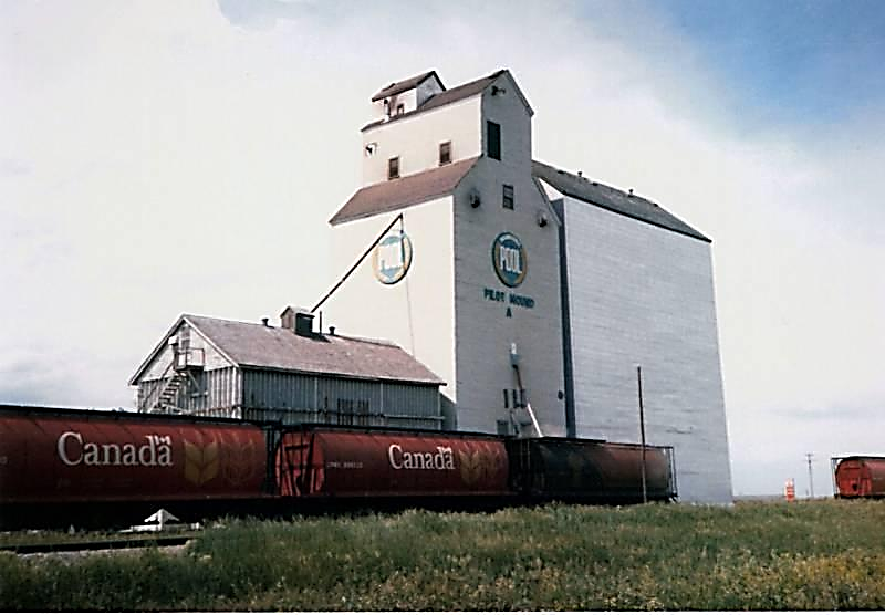 316 The Napinka Subdivision, Mile 0 to Mile 49. | cpsouthernmb.com2014 ...